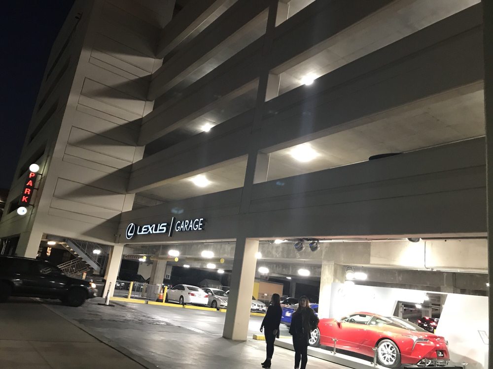 The Lexus Garage - American Airlines Center in Dallas | The Lexus ...