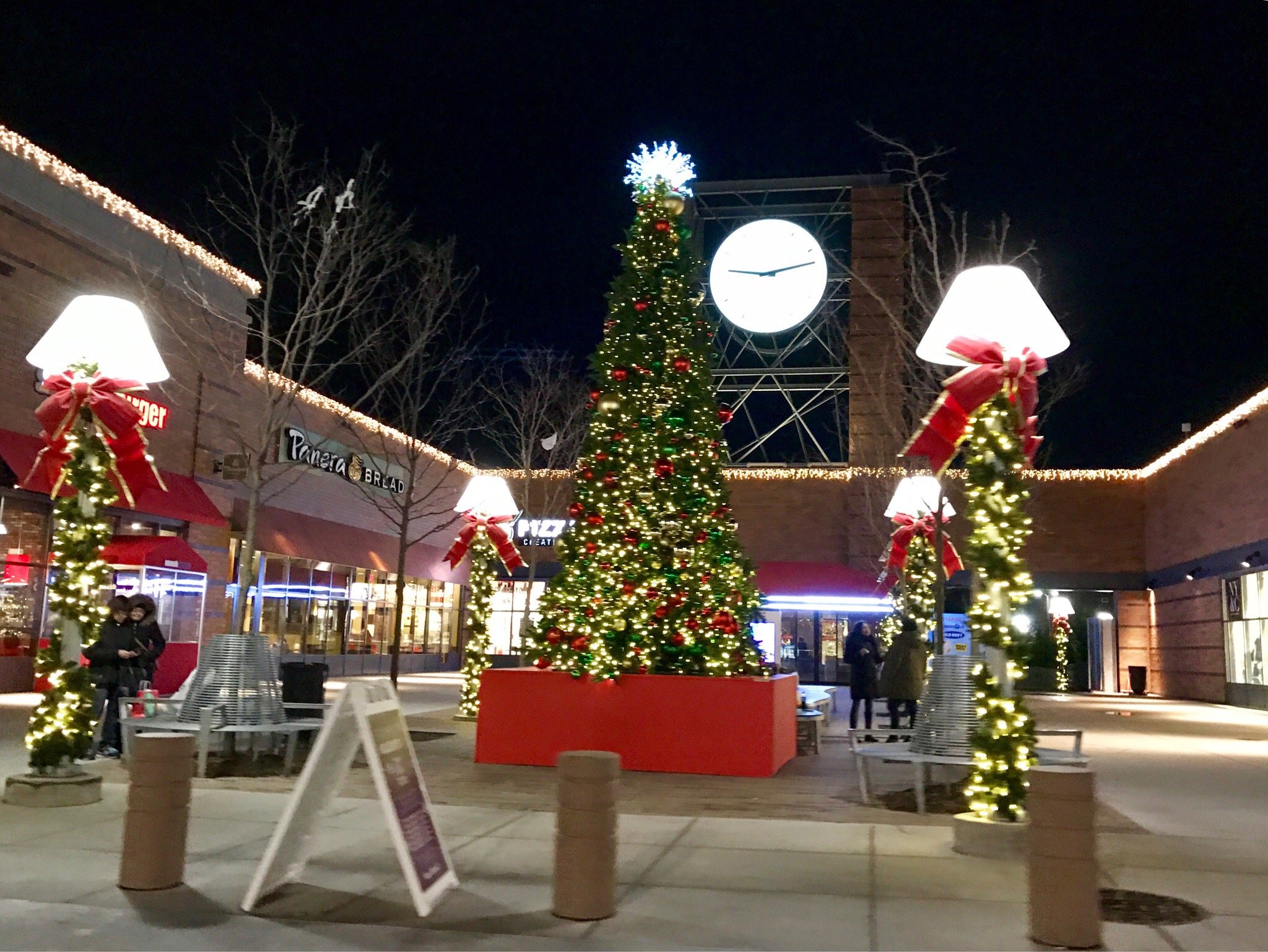 Gateway Center in Brooklyn | Gateway Center 501 Gateway Dr, Brooklyn ...