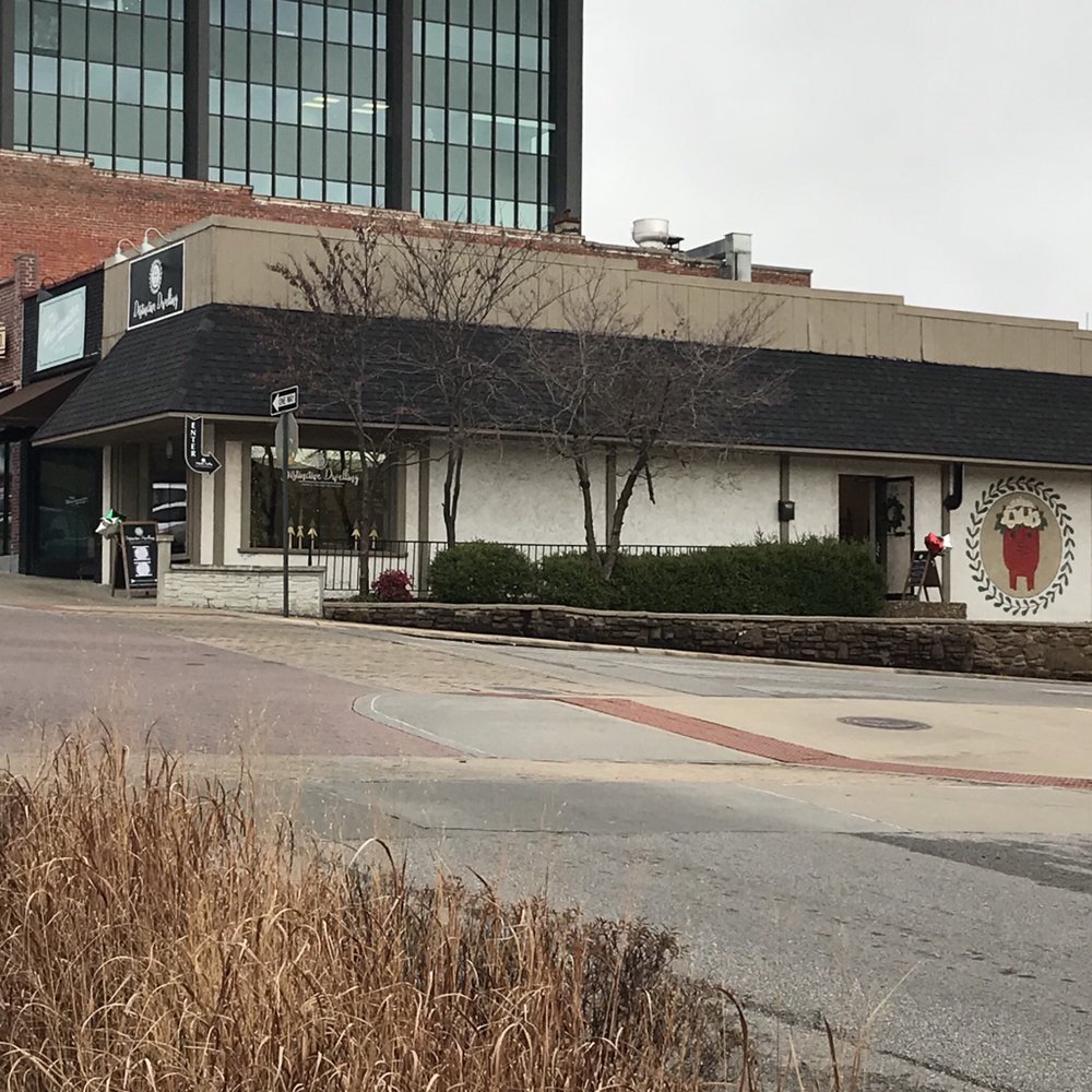 Distinctive Dwelling in Fayetteville, AR – Reviews, Hours, and Contact ...