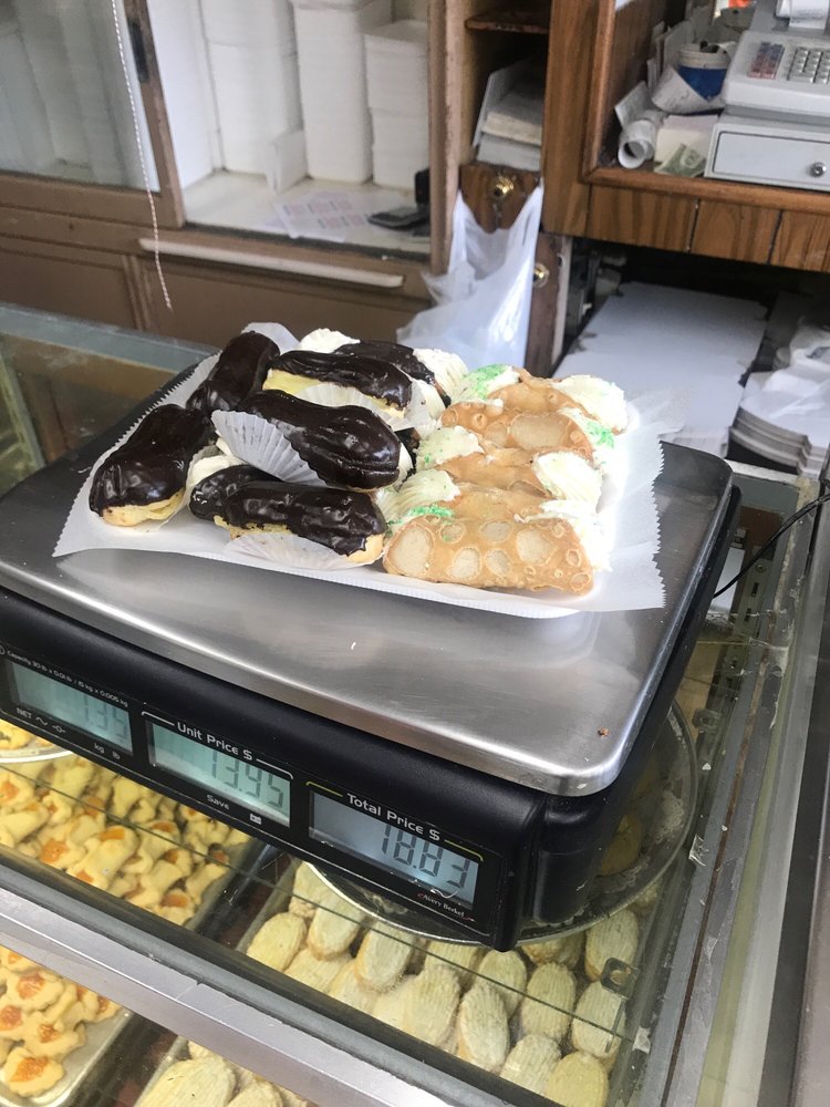 Del Prete Italian Pastry in Bridgeport | Del Prete Italian Pastry 1885 ...