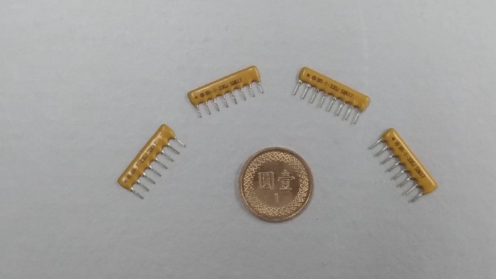 (元耀) 8腳 8P 排阻 排電阻 直插排阻 腳距2.54mm (5個一標) | Yahoo奇摩拍賣