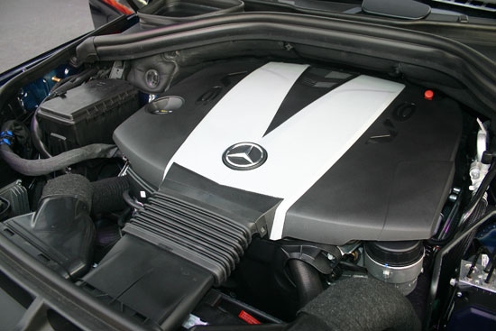 M-Benz New GL350 BlueTEC 425萬起正式發表 - Yahoo奇摩汽車機車