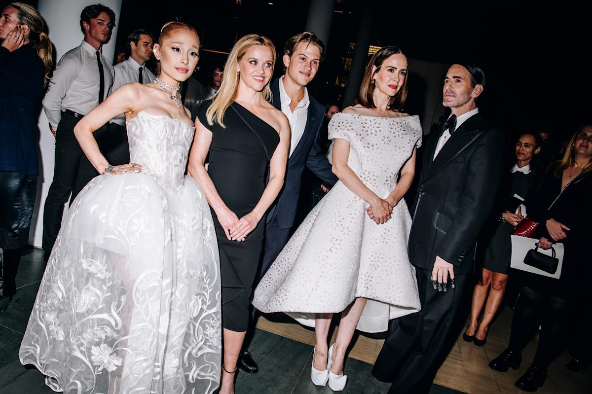 Ariana Grande, Reese Witherspoon and More Attend the WSJ Innovators ...