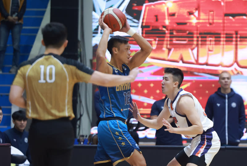 PLG領航猿對勇士爆衝突 林志傑遭驅逐出場 (圖)