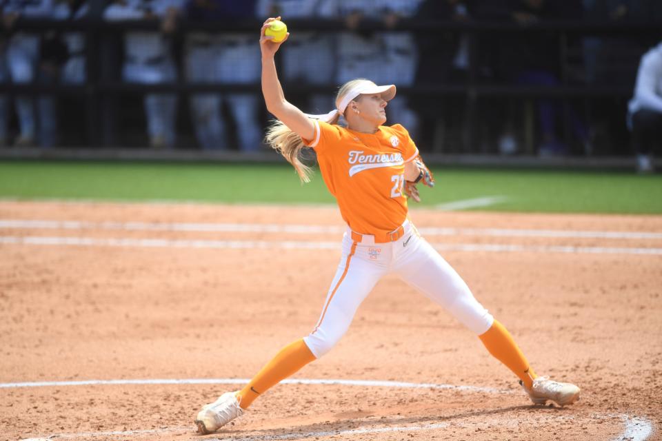Tennessee softball's Karlyn Pickens, Karen Weekly win SEC pitcher ... Tennessee softball's Karlyn Pickens, Karen Weekly win SEC pitcher ...