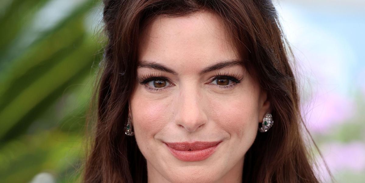 We can't get over Anne Hathaway's pixie cut hair transformation
