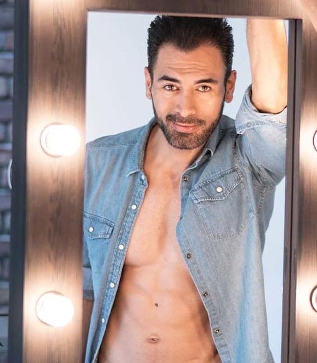 Muere el actor mexicano Sebastián Ferrat tras comer cerdo en mal estado