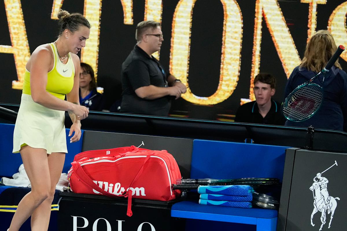 Australian Open: Aryna Sabalenka throws her racket after losing to ...