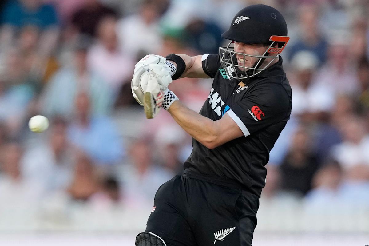 New Zealand test cricketer Henry Nicholls to face ball tampering charge