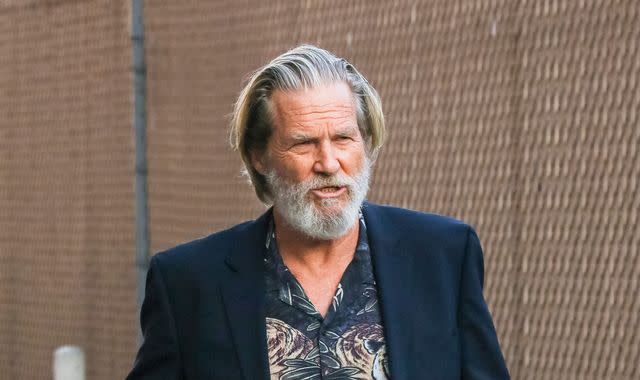 Jeff Bridges diagnosed with cancer: 'As the Dude would say..New S**T ...