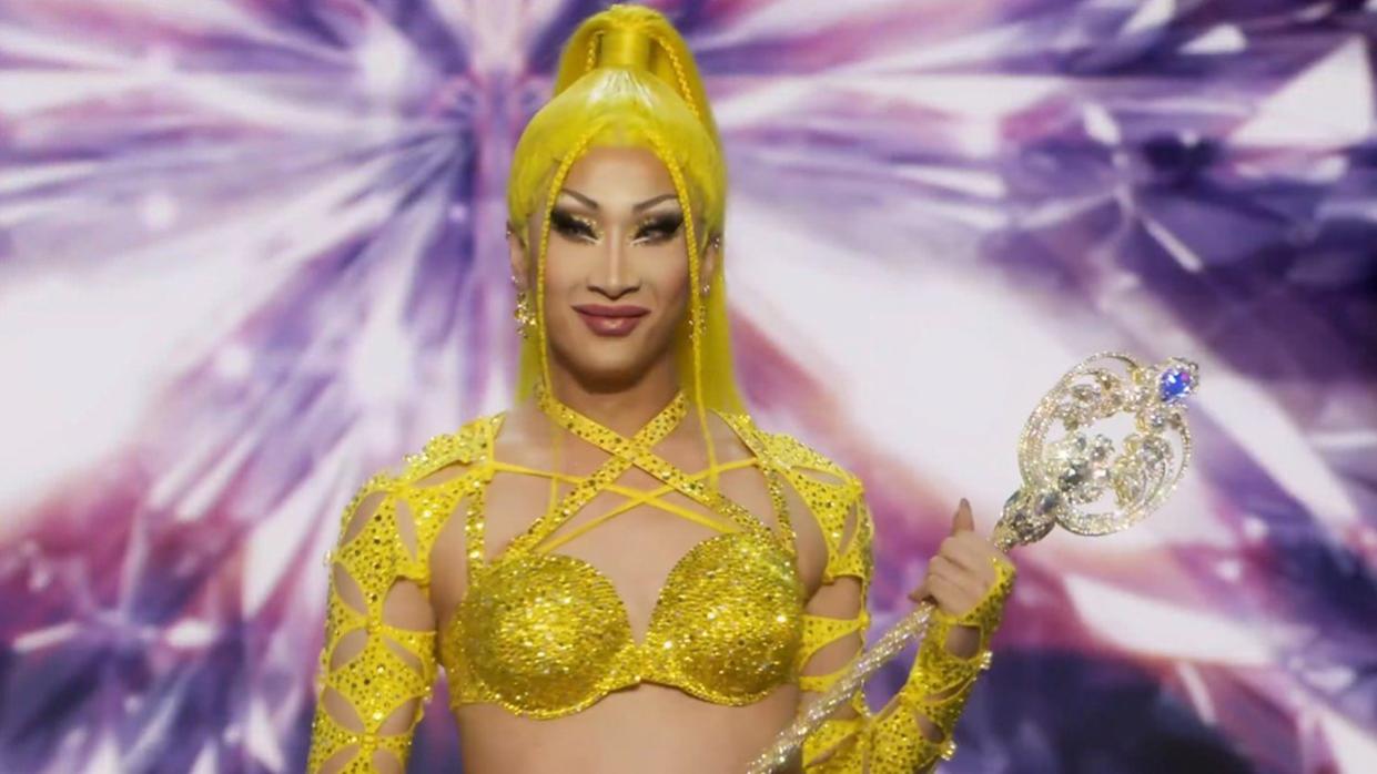 Nymphia Wind on blacking out at the crowning, Plane Jane plans & what we DIDN'T see