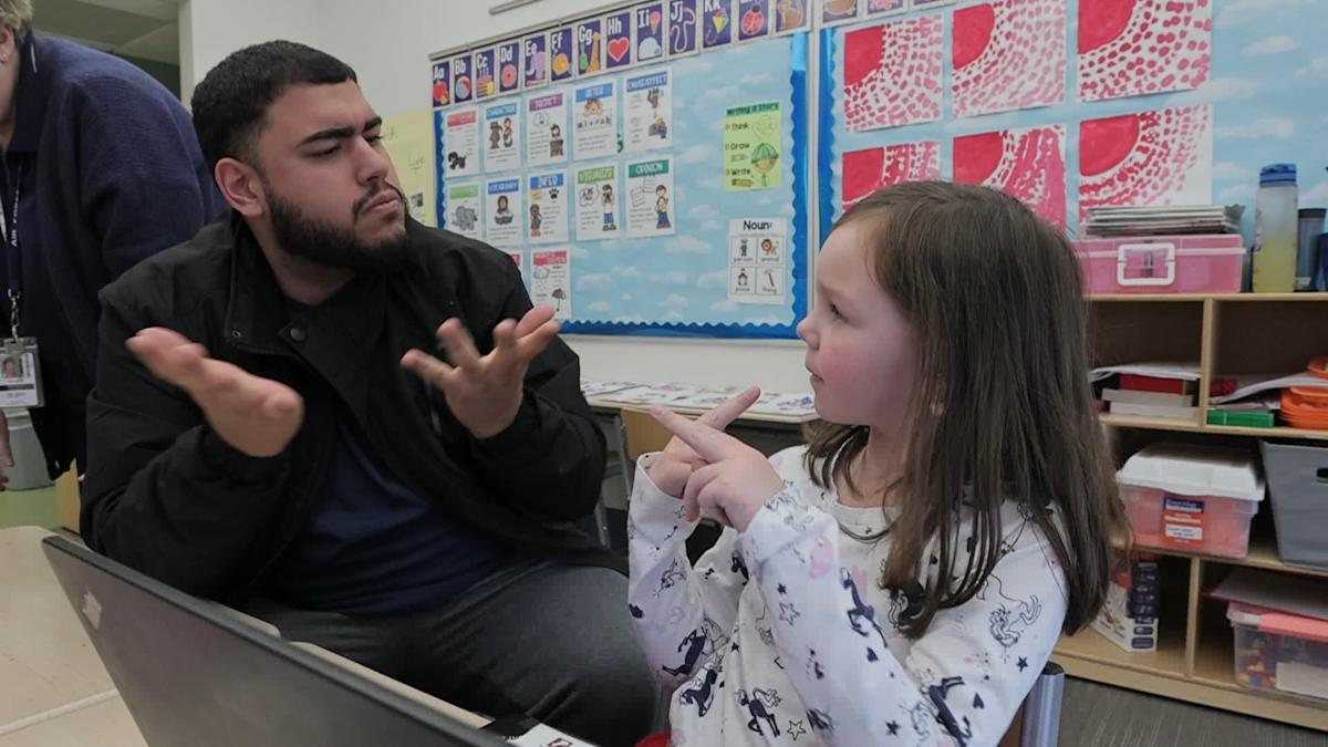 DEAF IN AMERICA: AMERICAN SIGN LANGUAGE (PT 1)