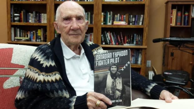 Jack Hilton, WWII fighter pilot, dies at 99