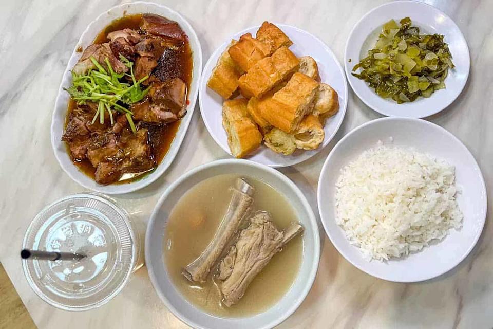 11 best places at Fusionopolis to feast in the cosmopolis of One-north