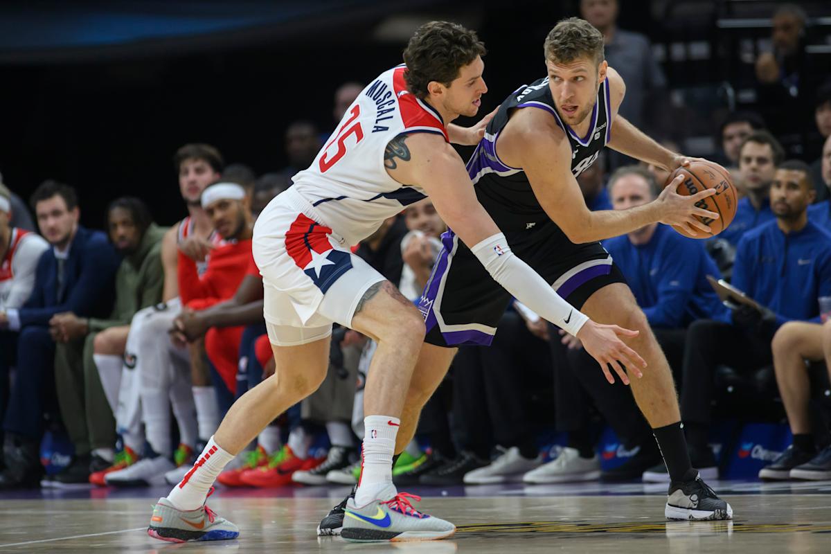 Another triple-double for Domantas Sabonis sends Kings past Wizards 143-131