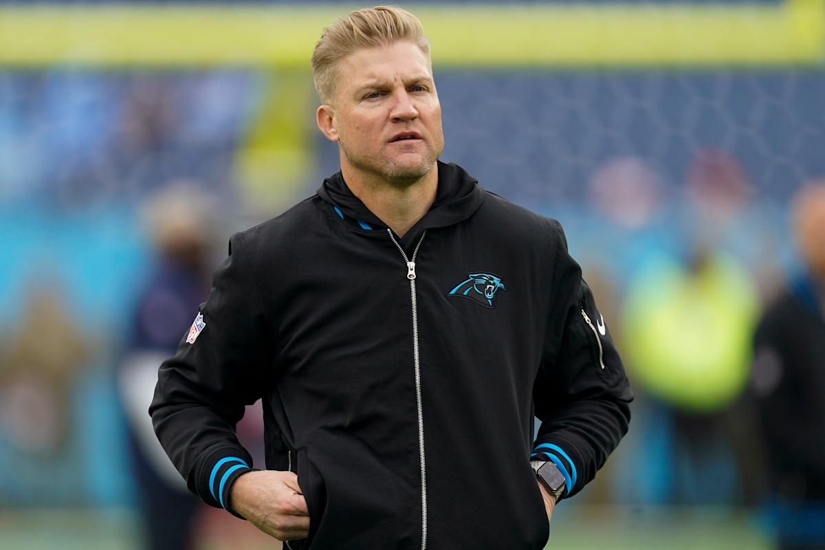 Vikings hire Josh McCown as quarterbacks coach, move Chris O'Hara to ...