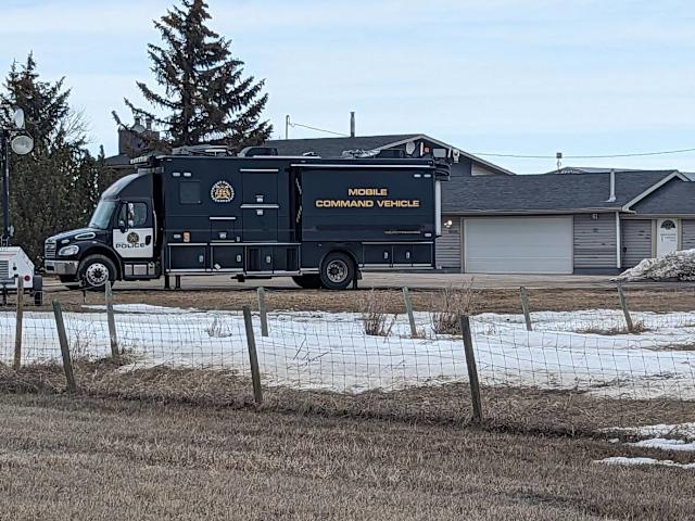 Rural acreage surrounded by police, RCMP as part of ongoing criminal ...