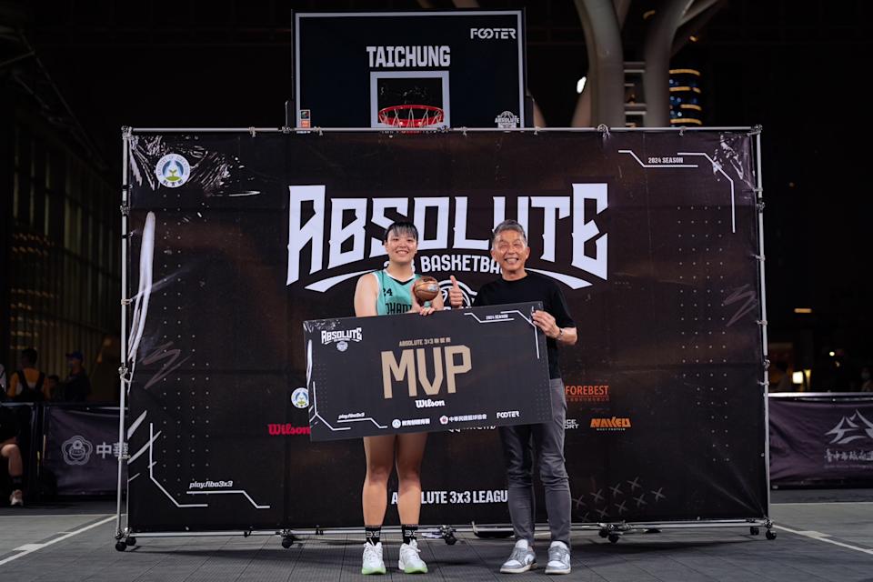 《3X3》ABSOLUTE 3×3聯盟開幕戰 亞運國手徐詩涵、陳昱潔組臺北幻影摘首站冠軍