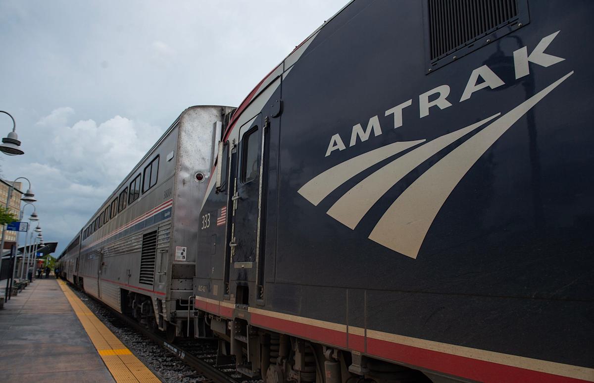 Iowa driver paralyzed by Amtrak train settles lawsuit against railroads