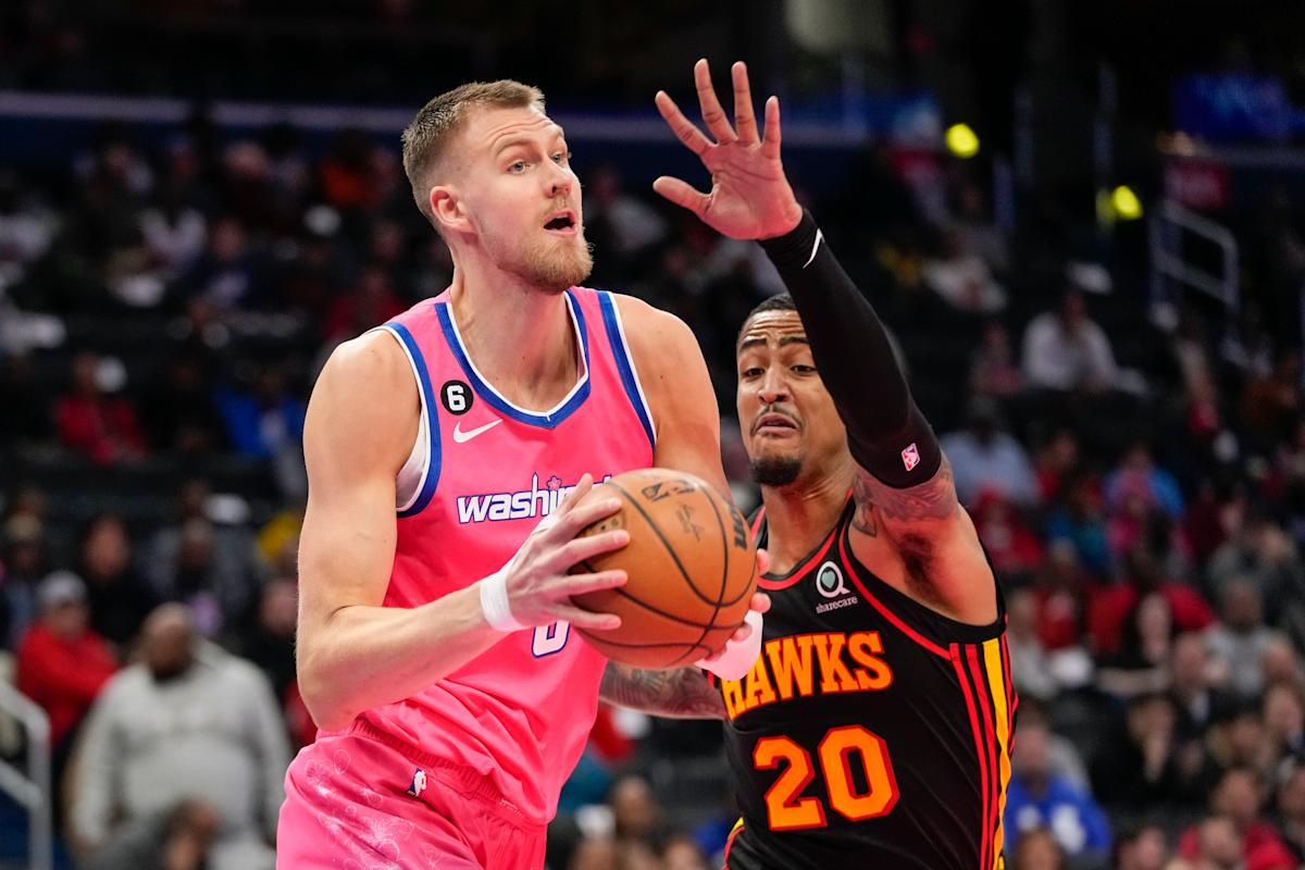 Hawks edge Wizards 122-120 despite Porzingis' 43 points