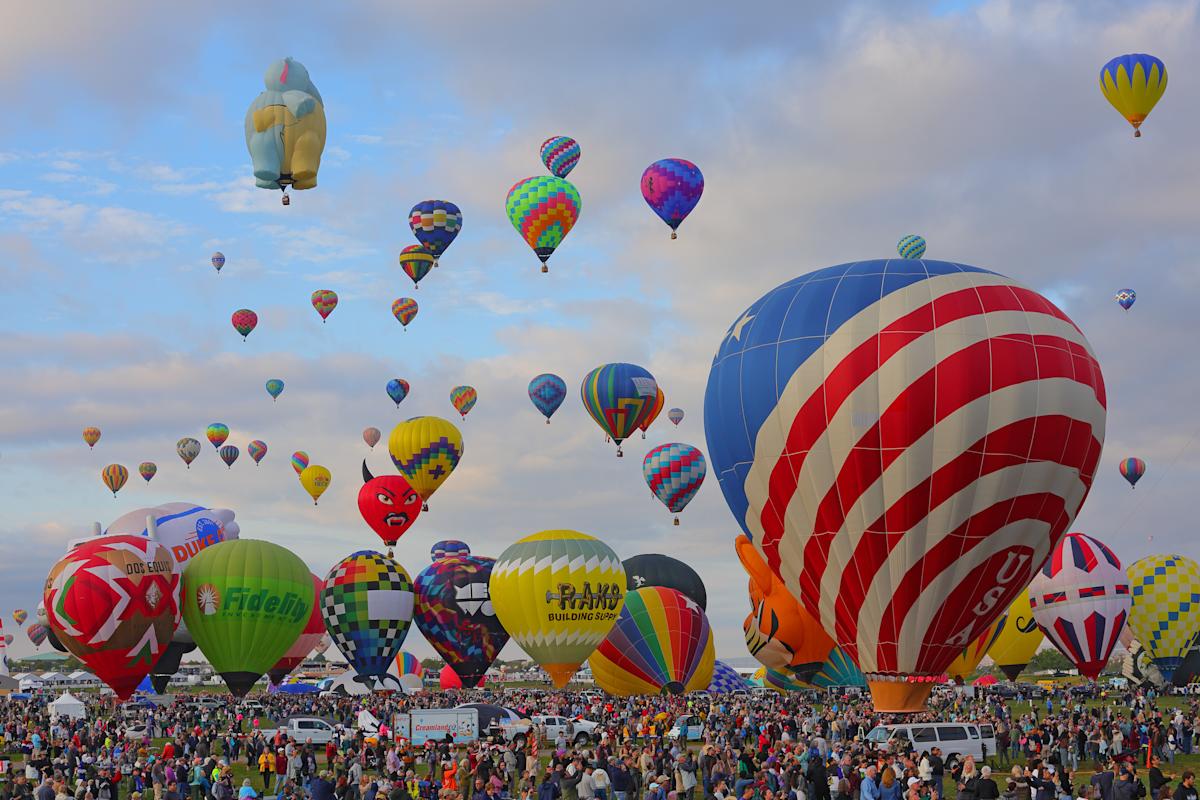 ExxonMobil Albuquerque International Balloon Fiesta 2025 - Final Event ...
