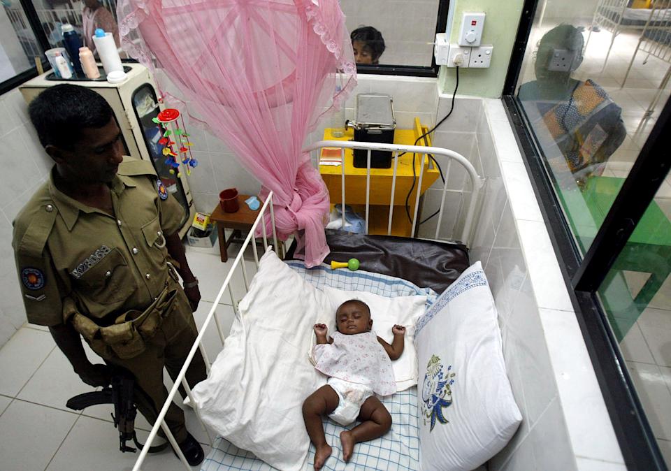 20 years after the Indian Ocean tsunami, a boy found in the mud ...