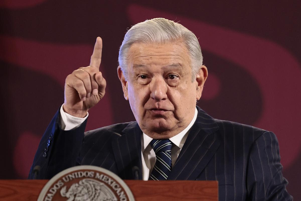 AMLO lanza advertencia a Loret por reportaje sobre Daniel Asaf