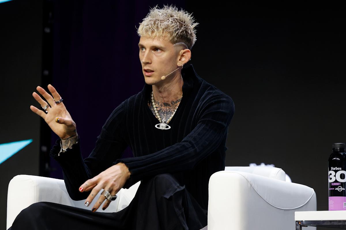 Machine Gun Kelly Stops Stage-Crasher at Panel Event: ‘Don’t Make Me Do ...