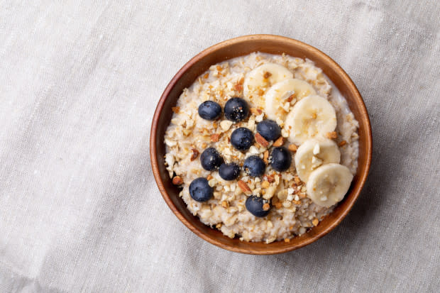 Here's What Happens to Your Body if You Eat Oatmeal Every Day