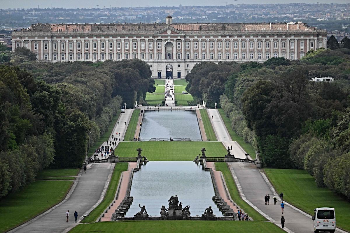 En fotos: la imponente restauración del palacio real de Caserta ...