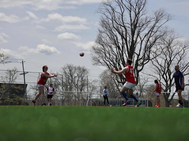 Halifax Dockers raise awareness of Australian rules football on Footy Day