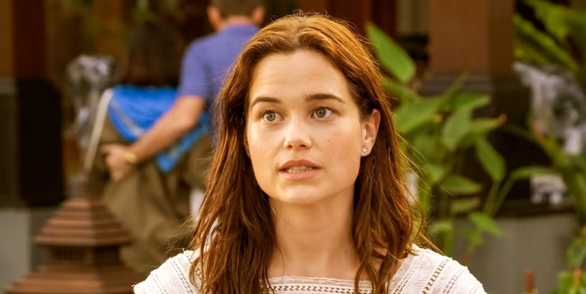 Who plays Piper in The White Lotus? Here's the tea on Sarah Catherine Hook