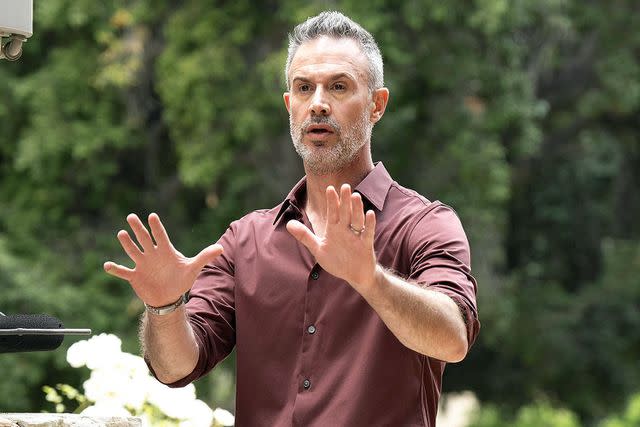 “The Girl in the Pool” Trailer: Freddie Prinze Jr.'s Perfect Life Turns ...