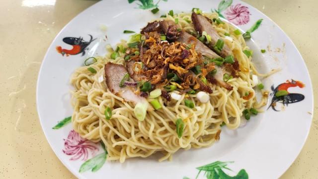 Sarawak Delicacy Laksa & Kolo Mee: Authentic Sarawakian stall hidden in ...
