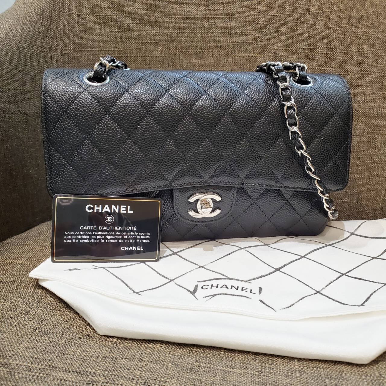 【已售出囉】BRAND楓月 CHANEL 全新膠膜未撕 30開 COCO25 荔枝皮銀扣 含保卡購證防塵袋 無盒 | Yahoo奇摩拍賣