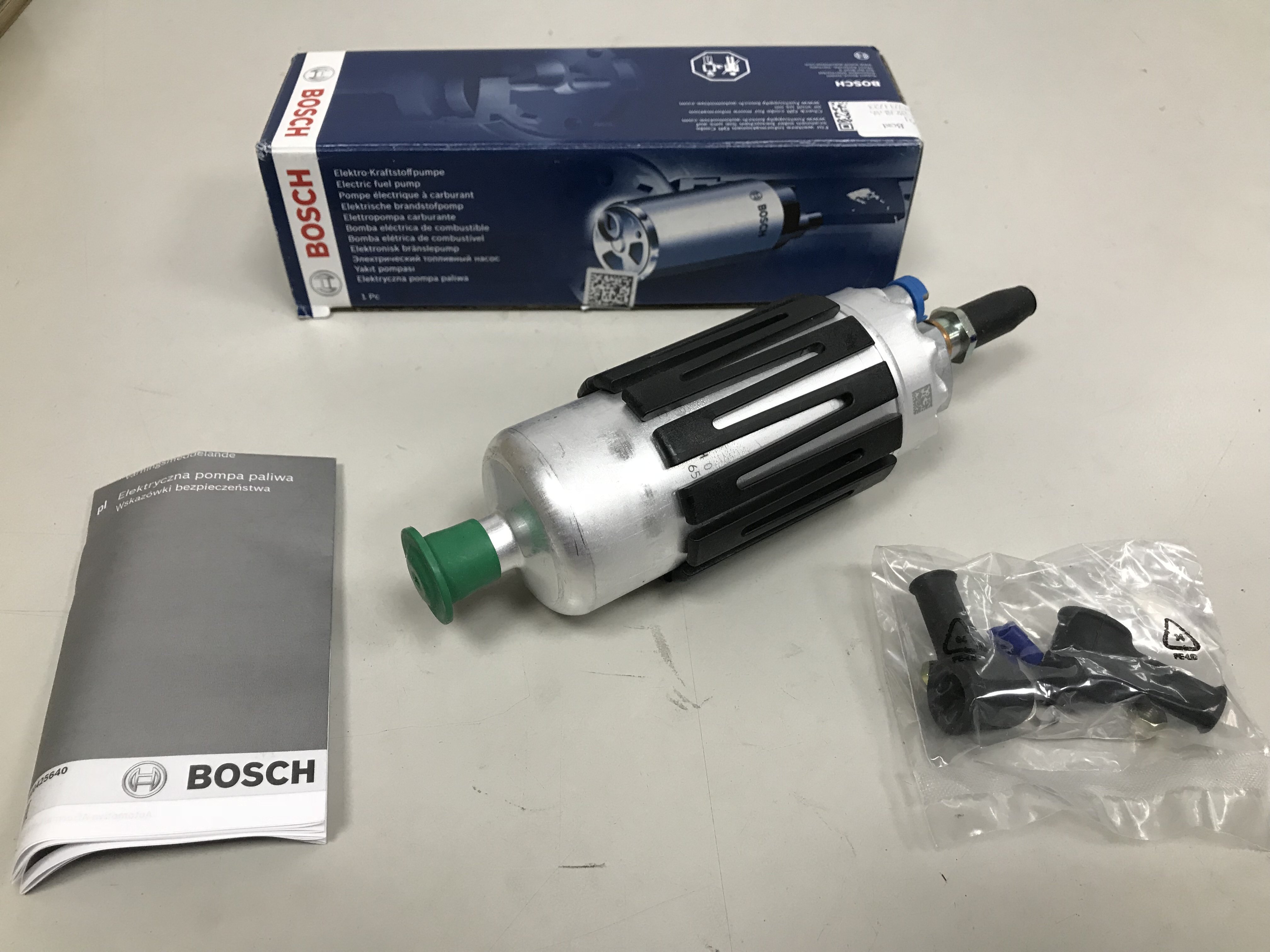 BENZ W123 230E 1985-1985 (後期) 汽油 泵浦 幫浦 邦浦 BOSCH製 0580464125 | Yahoo奇摩拍賣