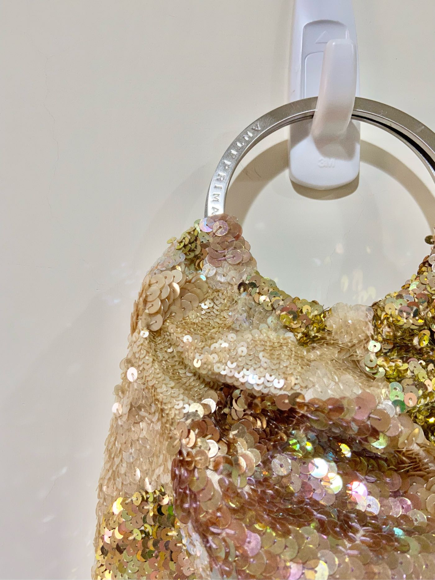 ANTEPRIMA亮片金色晚宴包 愛kiito joie United beauty gcd beans | Yahoo奇摩拍賣