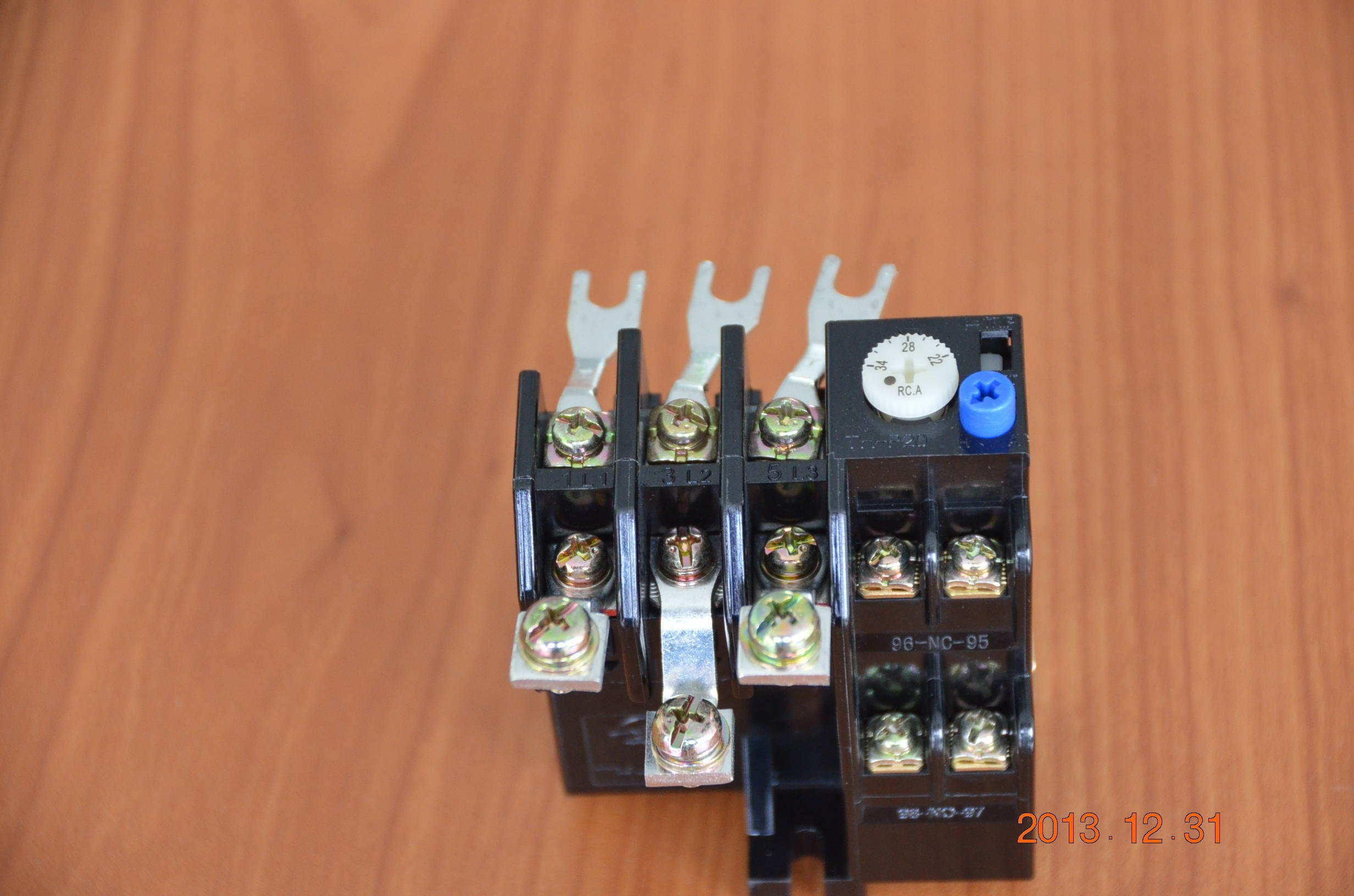 士林 熱動過電流繼電器 過載繼電器 過載保護器 積熱電驛 over lelay TH-P20TA | Yahoo奇摩拍賣