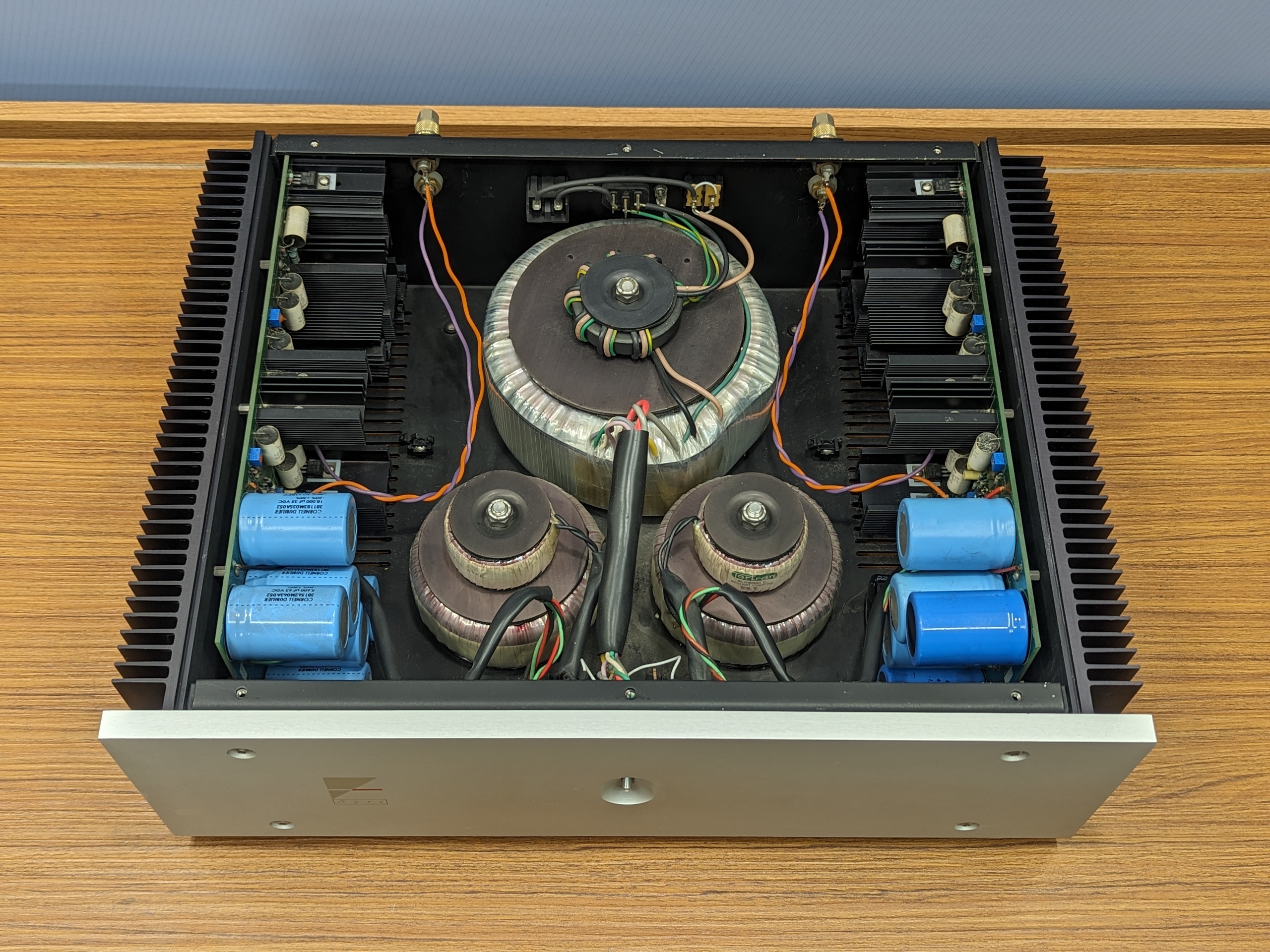 桃園-音響驛站- 美國 Ayre V3 後級擴大機（歡迎器材交換、買賣估價） | Yahoo奇摩拍賣