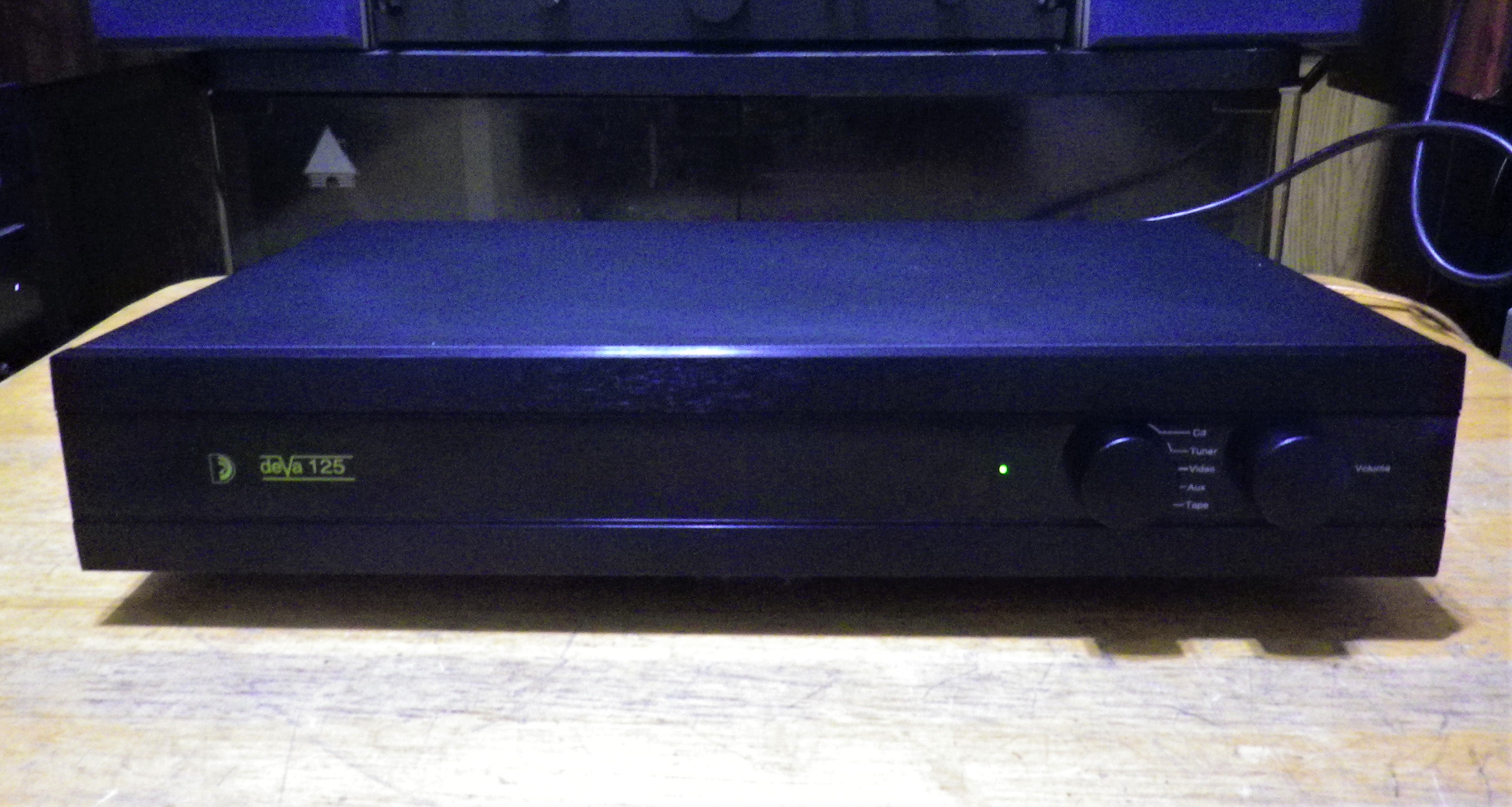 英國製 MORGAN DEVA 125 綜合擴大機 ( 九成新 無修無改) | Yahoo奇摩拍賣