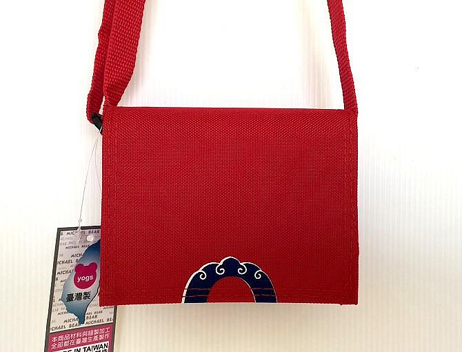 【YOGSBEAR】台灣製造 媽祖包包 B09-2 小書包 零錢包 白沙屯 天上聖母 勇 側背包 文創商品 斜背包 | Yahoo奇摩拍賣