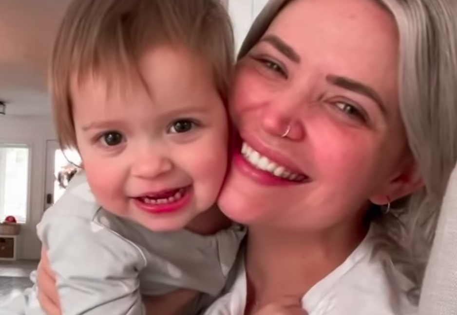 Sarah Nicole Landry talks pressure to be 'perfect' on Instagram: 'There ...