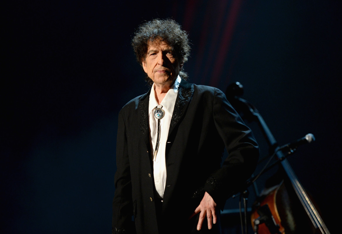 Bob Dylan Fans Baffled Over Strange Teaser: 'What Is Going On Here?'