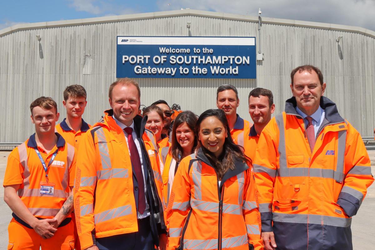 Government minister acknowledges need for long-term power solution ...