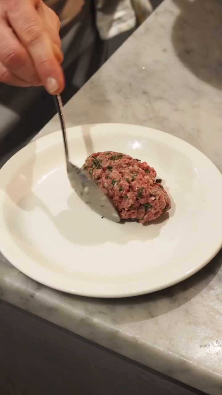 Gordon Ramsay blasted for serving dish that 'looks like dog food ...
