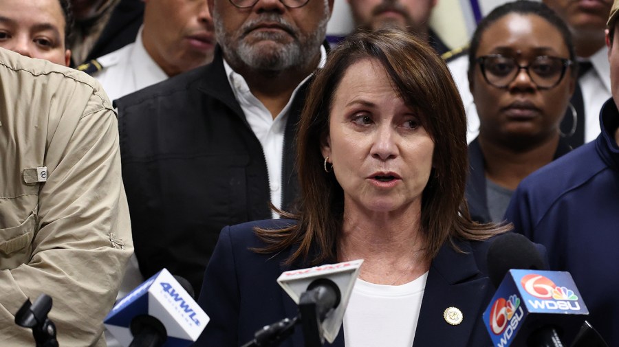 Louisiana seeks extradition of California doctor accused of mailing ...