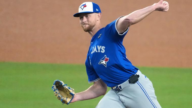 Blue Jays make odd $1.35 million contract decision on Eric Lauer ...