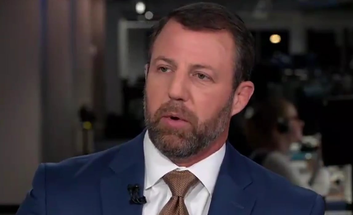 MAGA Senator Crumbles in Trainwreck CNN Exchange