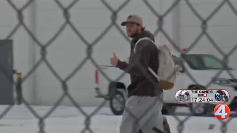 Bills fans cheer on players as they take flight for Denver - Yahoo Sports