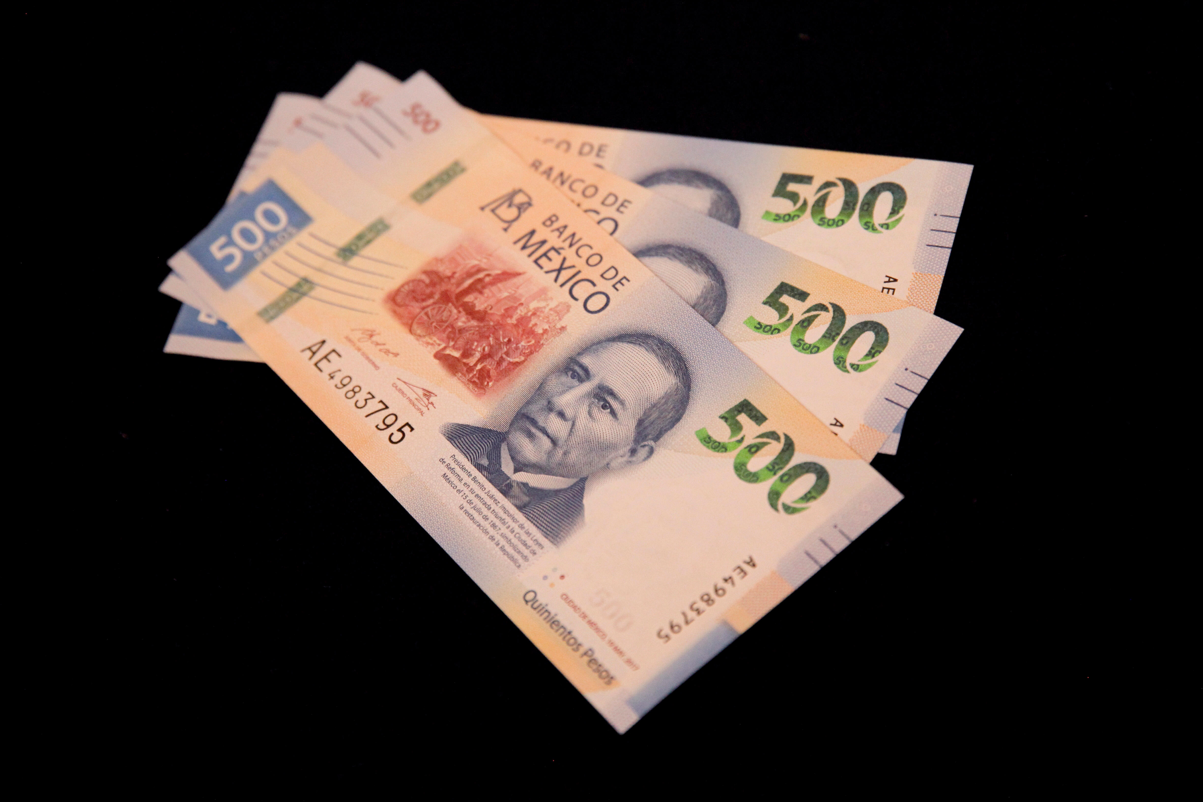 El peso mexicano registra nuevo mínimo histórico con 21,98 unidades por ...